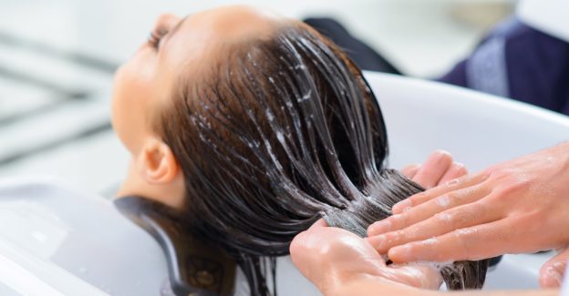 É NECESSÁRIO APLICAR SHAMPOO 2 VEZES - Dicas de Joana